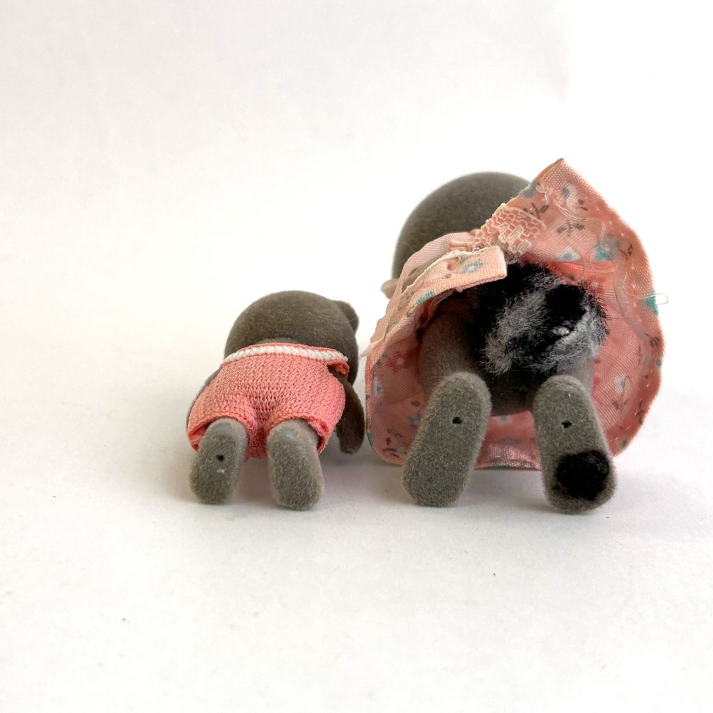 [Used] Vintage Babblebrock Raccoon Girl Baby Sylvanian Families Calico ...