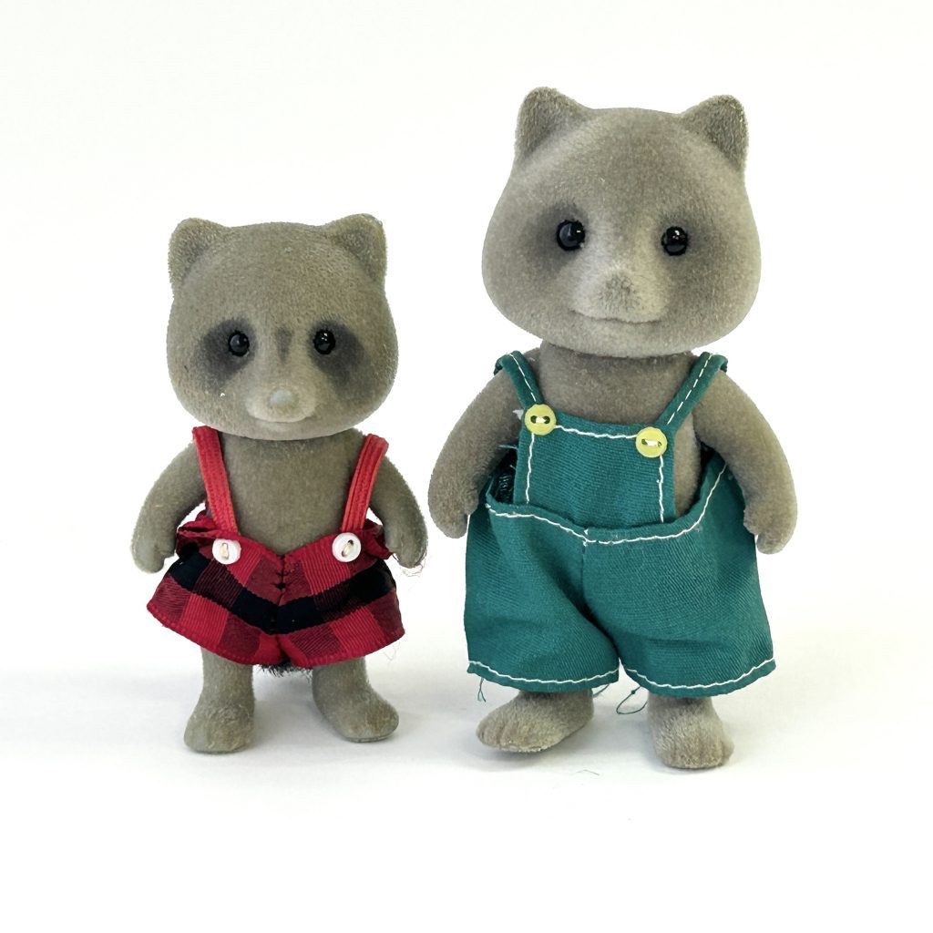 [Used] RACCOON FATHER BOY Epoch Japan Sylvanian Families Calico Critters